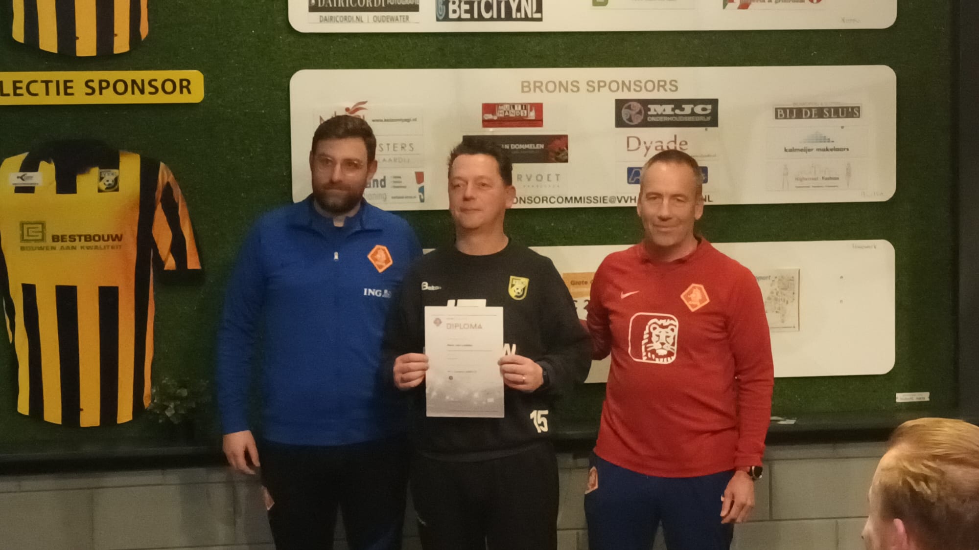 VV Haastrecht heeft er gediplomeerde trainers bij! | VV Haastrecht